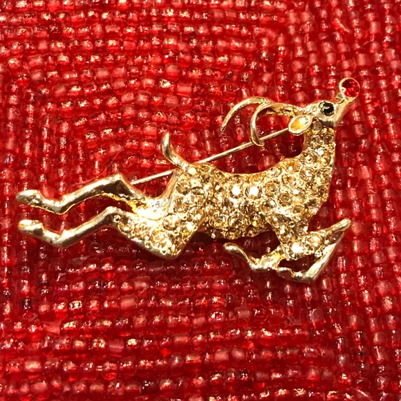 Jewelry | Holiday Gold Tone Christmas Rudolph Reindeer Pin With ...